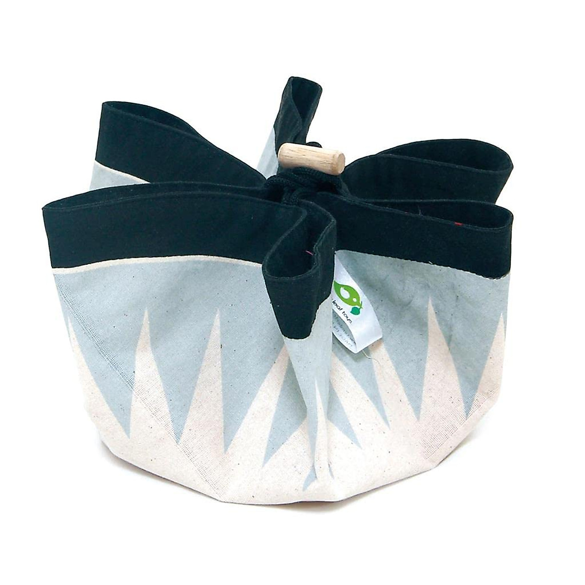 Tender Leaf Toys - Circus Stacker - 14 Pieces Wooden Stacking and Balancing Toy with Circus Troupe and Beautiful Circular Printed Bag - Early Learning and Fine Motor Skills for Children 3+