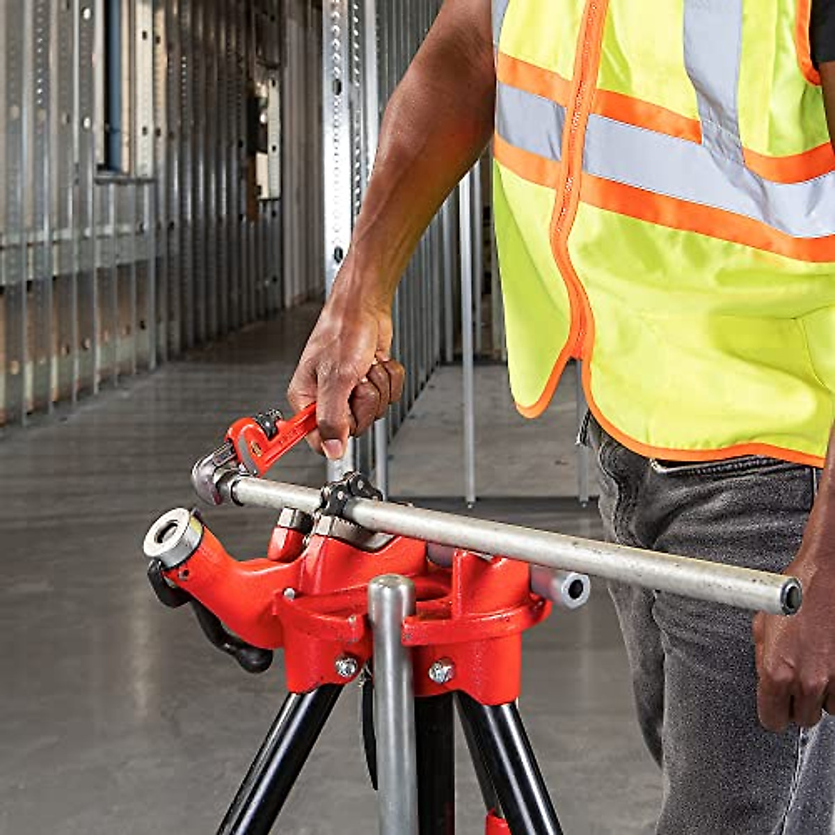 RIDGID 31005 Model 8 Heavy-Duty Straight Pipe Wrench, 8-inch Plumbing Wrench