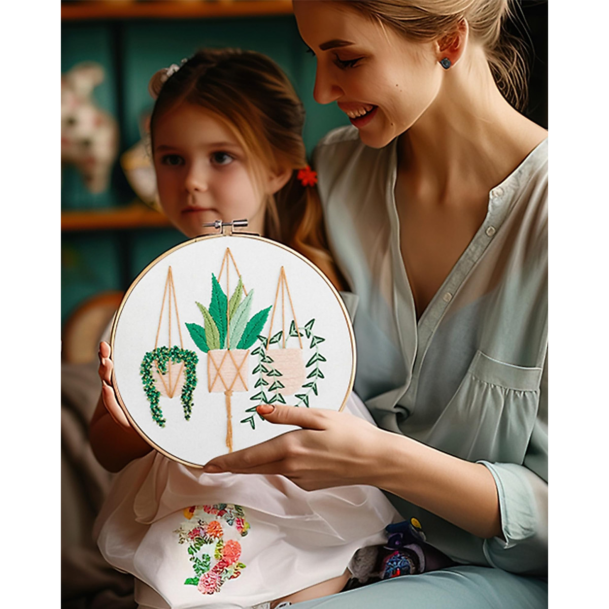 Santune 3 Sets Embroidery Starter Kit with Pattern and Instructions, Cross Stitch Set, Stamped Embroidery Kits with 3 Embroidery Clothes with Pattern, 1 Embroidery Hoops