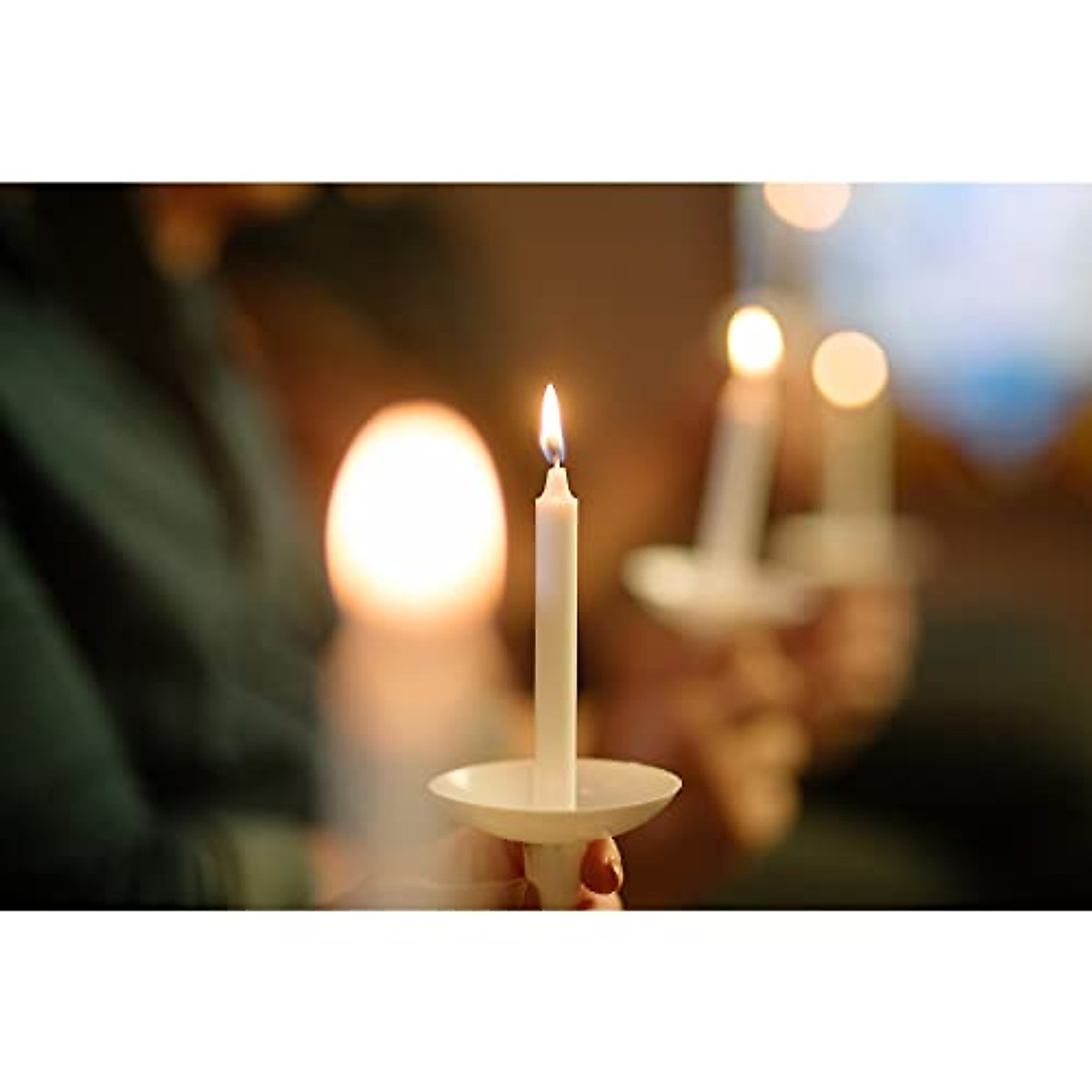 Concordia Supply 4.25" Candlelight Service Candles with Plastic Candle Holders (Set of 100) - Convenient for Memorial Candles, Congregational Candles, Christmas Eve Candles, Shabbat Candles