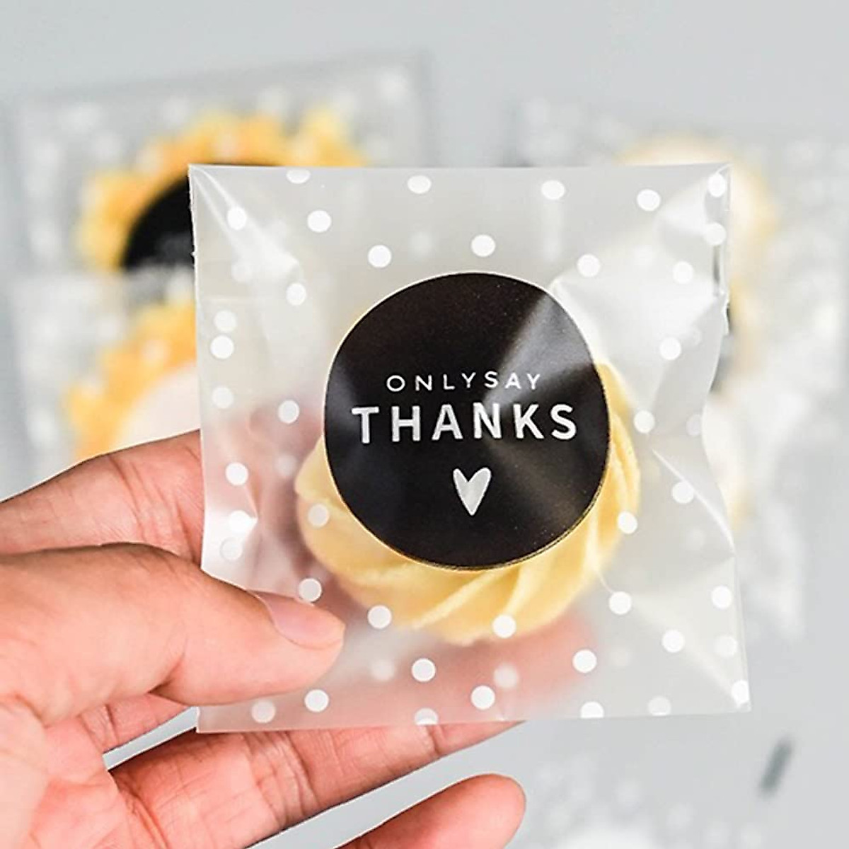 Self Adhesive Cookie Bags Cellophane Treat Bags, White polka dots with Black and White “Thanks” Print for Party Gift Giving Bakery Candy Cookie (100 Pcs, 3.94 x 3.94 Inches)