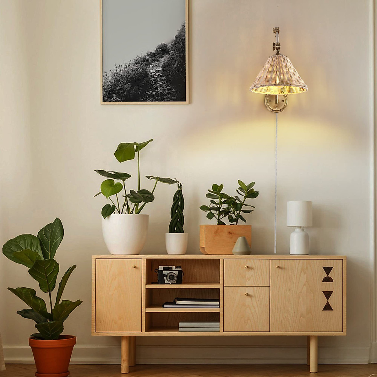 WINGBO Wall Sconce Rattan Wrapped Wall Lamp, Adjustable Swing Arm Wall Light Gold Vintage Bedside Light Fixture Wicker Handmade Shade Brass Reading Light Plug in or Hardwire (2 Pack)