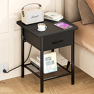 GYIIYUO Nightstands Set of 2 with Charging Station and Fabric Storage Drawer,16.5" x 15.8" Side Table with Storage for Bedroom, Bedside Tables with Steel Fram, Black