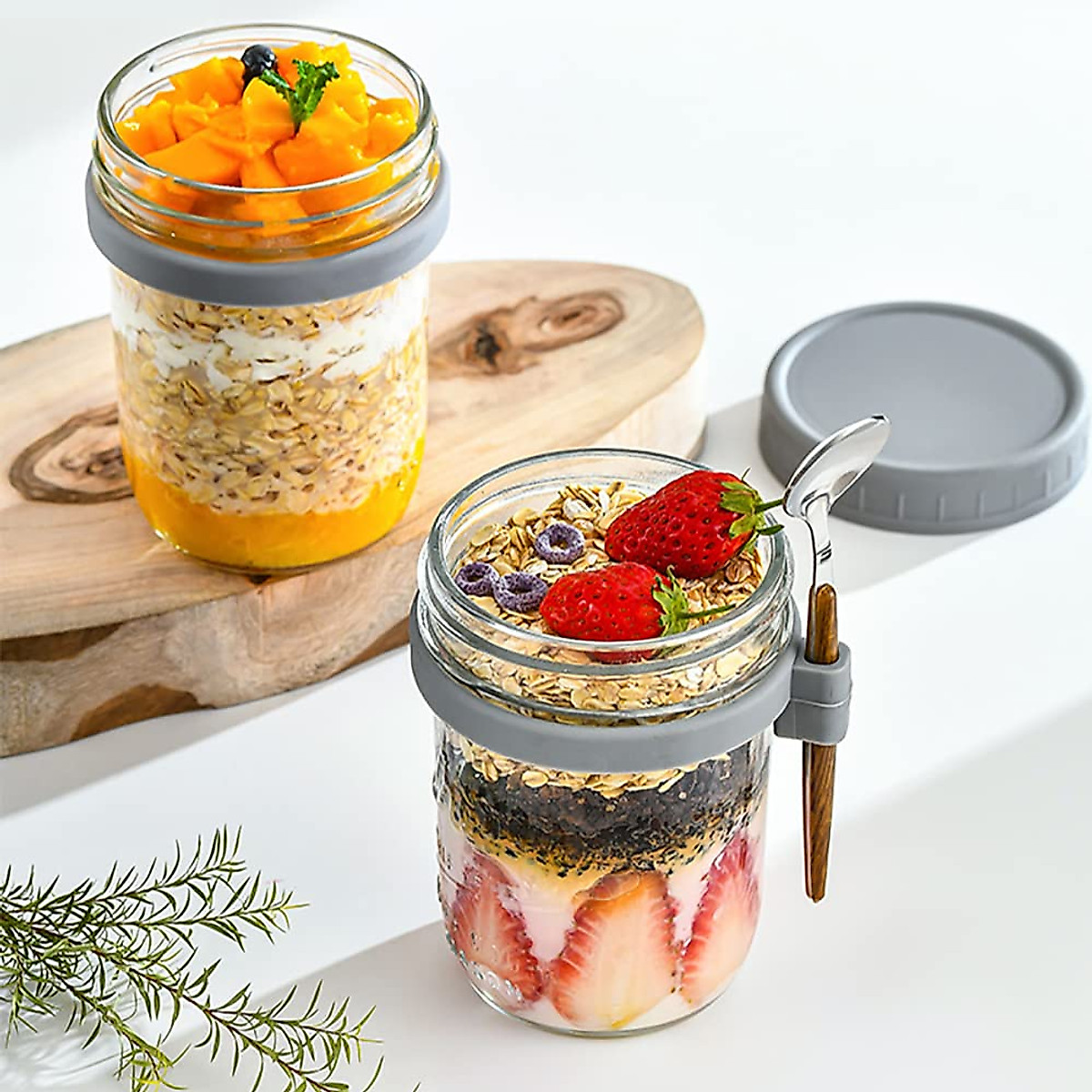 4 Pack Overnight Oat Container with Lid and Spoon, 16 Oz Glass Mason Overnight Oats Jars, Container with Measurement Marks, Portable Large Capacity Airtight Oats Jar for Milk, Cereal, Fruit, Yogurt