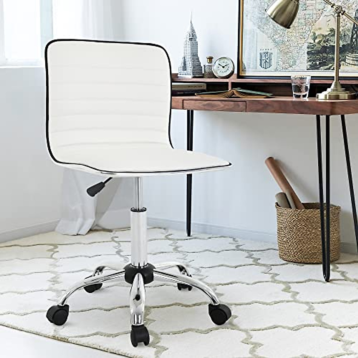 Vanity Chair Makeup Chair PU Leather Low Back Home Office Desk Chair Height Adjustable 360° Swivel Rolling Computer Chair Modern Executive Task Chair without Armrest for Vanity Makeup Room(White)