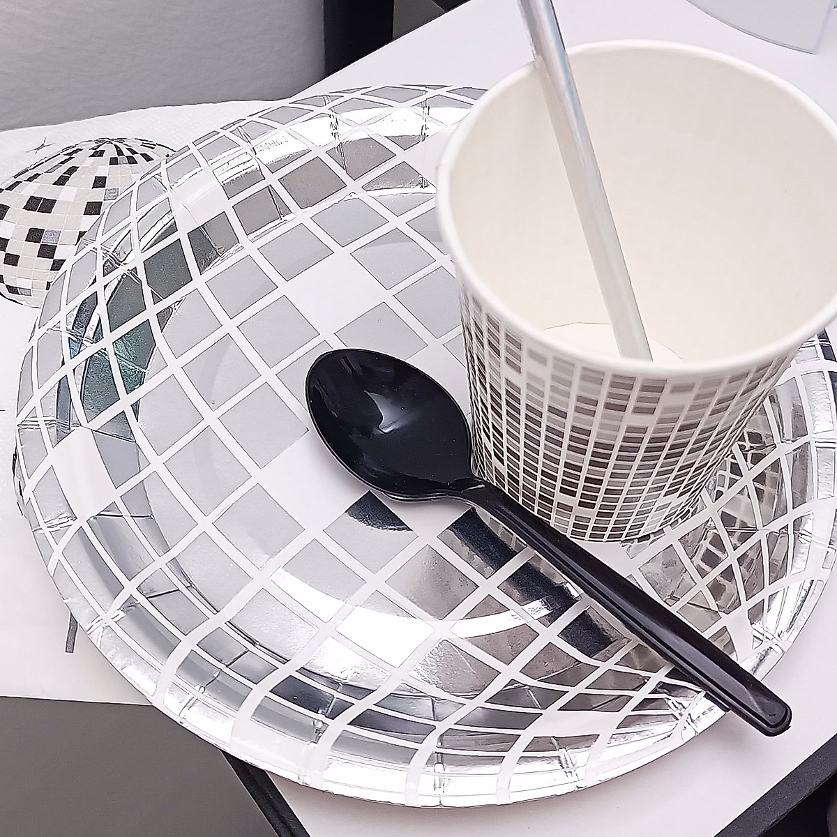 EaciTown 24 Pcs Disco Plates Disco Ball Paper Plates 70s Disco Party Favors Bachelorette Party Decor 7" (Mirror Surface)