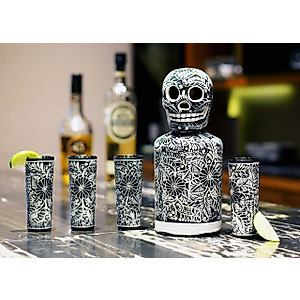 Tequila Decanter Set, Liquor Decanter with Shot Glasses and Mexican Sombrero, Hand-painted Decanter, Skull Decanter, Bar Decoration, Unique Tequila Gift, Gift For Dad, (Black Decanter Set)