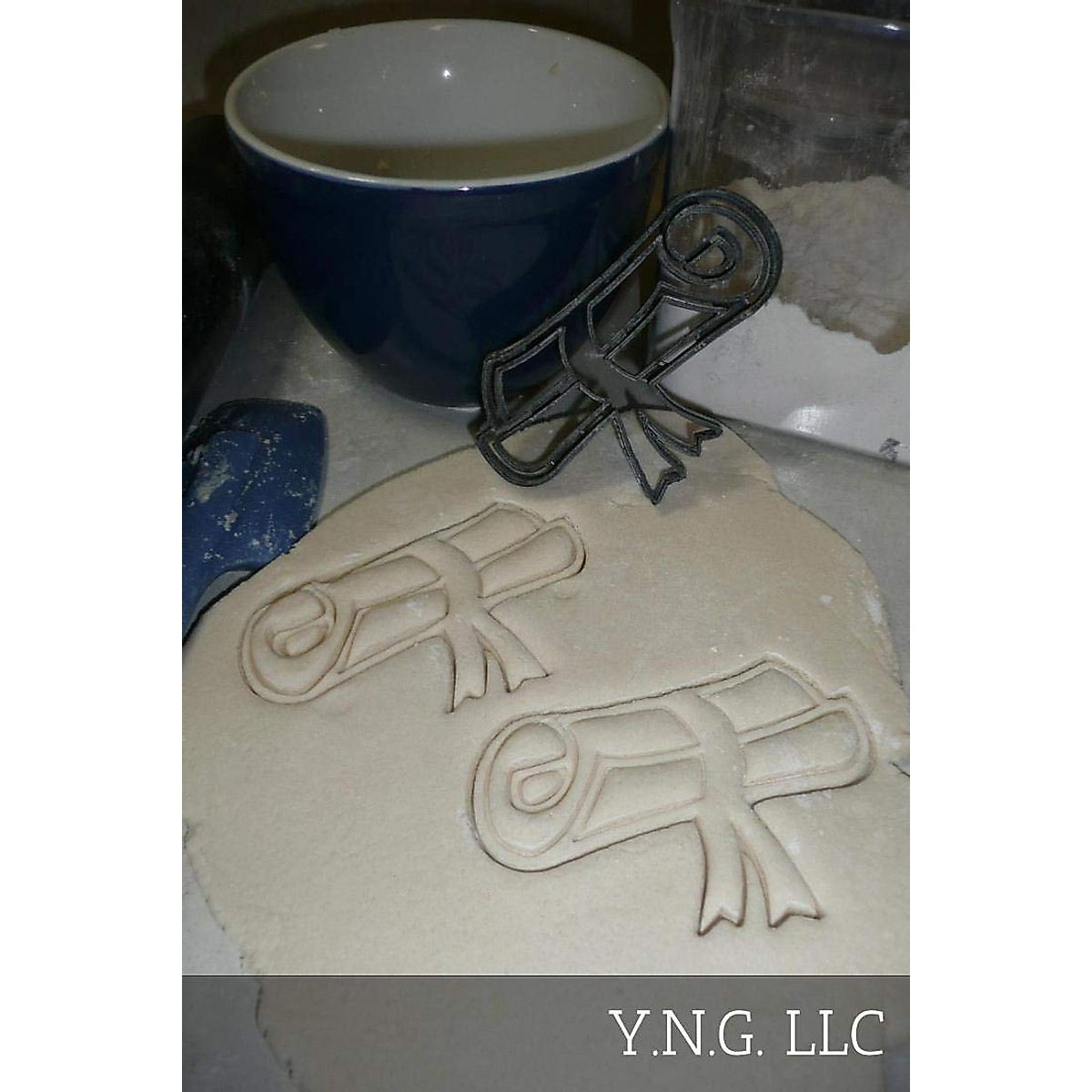 GRADUATION KIT DIPLOMA CAP TASSEL GOWN ROBE GRAD ALUMNI SET OF 3 COOKIE CUTTERS USA MADE PR1230