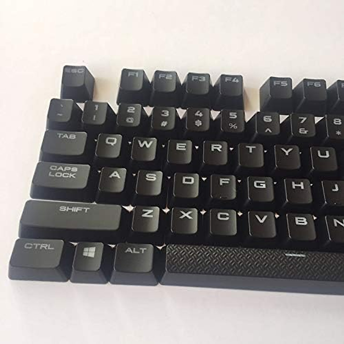 Suitable for Corsair Strafe RGB mk.2 K70 K68 K63 K65 K95 K90 Keyboard keycap, 104 Keys. Spare keycaps for Mechanical Gaming Keyboard