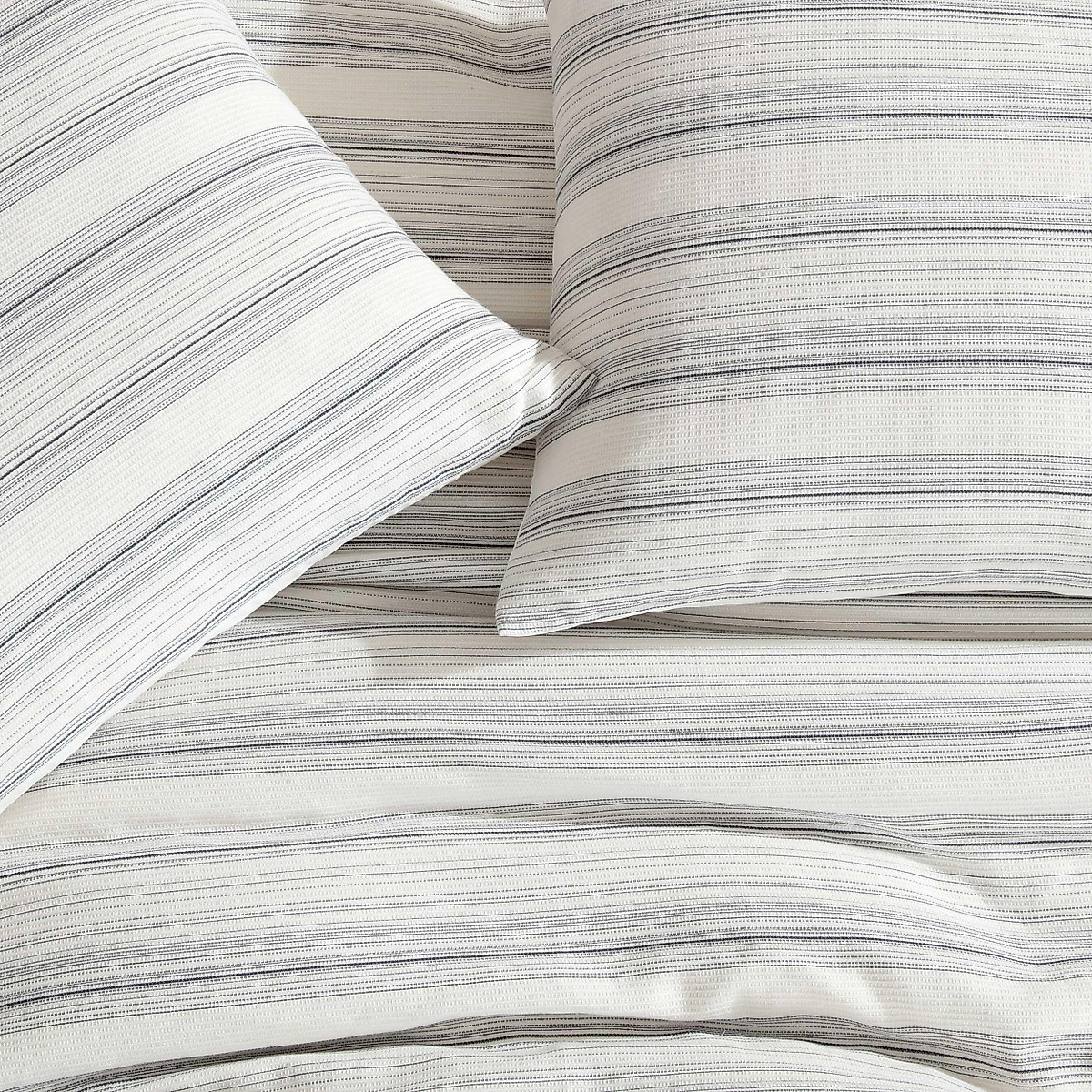 Tommy Bahama - Duvet Cover Set, Luxuriously Soft Bedding with Matching Shams, Textured Striped Jacquard Home Decor (Island Micro Ivory, King)