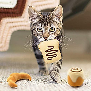 Bread Catnip Toys Kitten Interactive Toys for Cat Lover Gifts Kitty Chew Bite Kick Toys Supplies Baguette Croissant Pretzel Toast Bun Cinnamon Roll Plush Catmint Pet Presents Set of 6