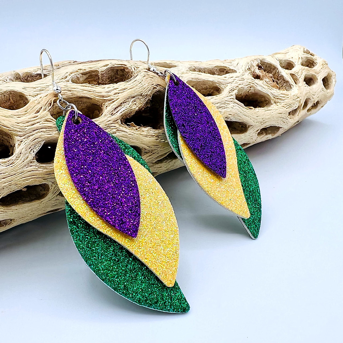 Mardi Gras Earrings for Women - New Orleans Earrings - Mardi Gras Jewelry Accessories (Faith)