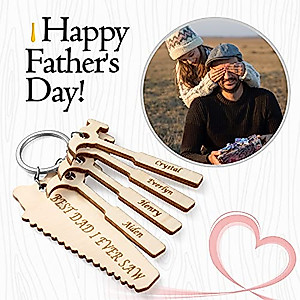 Personalized Tools Wood Keychain Engrave 1-6 Names Saw and Hammer shape Keychain Gifts for Dad Father's Day (4 names)