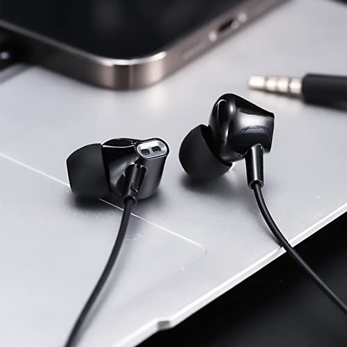 Aylaa Wired Earbuds Headphones with Microphone Noise Isolating Stereo Bass in-Ear Earphones – for Smartphones, Tablets, Schools, Ipads, Multiuse - 3.5mm Plug in Audio Jack - Black