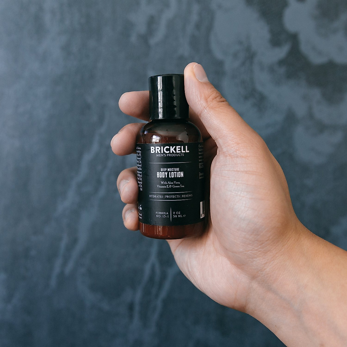 Brickell Men's Beard Oil for Men, Natural and Organic Argan and Jojoba Oil to Strengthen and Soften Hair, 1 Ounce, Scented