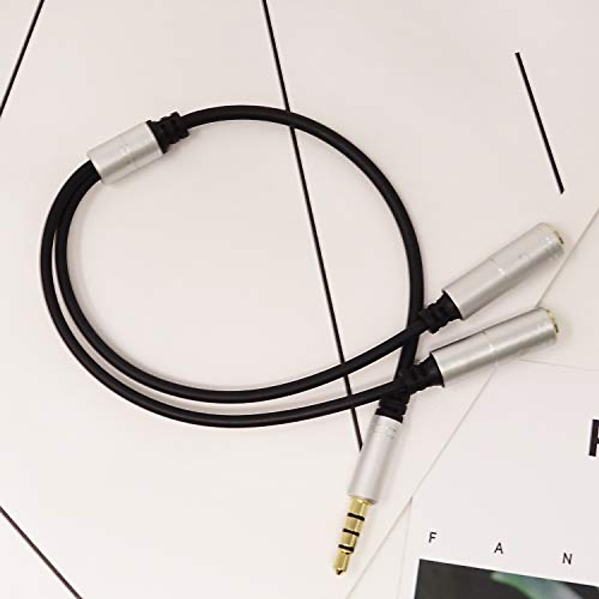 yueton Headset Adapter Y Splitter Extension Cable 3.5mm Stereo Male to 2 Port 3.5mm Female with Separate Mic and Audio Headphone Mutual Convertors for Gaming Headset,PS4, Xbox One,Notebook (Silver)