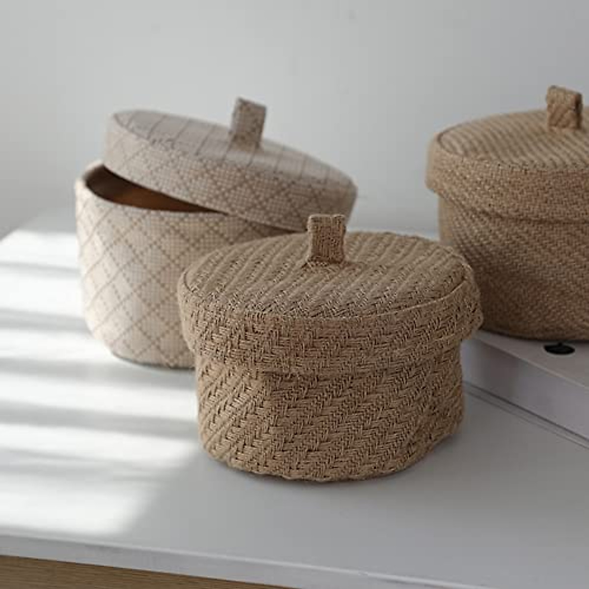 Round Baskets with Lid, Decorative Linen Lidded Storage Baskets, Small Woven Basket for Organizing, 6.3 x 4.72 Inch