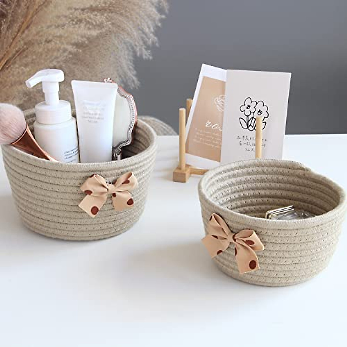JIDOANCK Simple Hand Woven Cotton Rope Storage Basket, Large Capacity Storage Basket, Used for Mobile Books, Sundries, Cosmetics Beige M