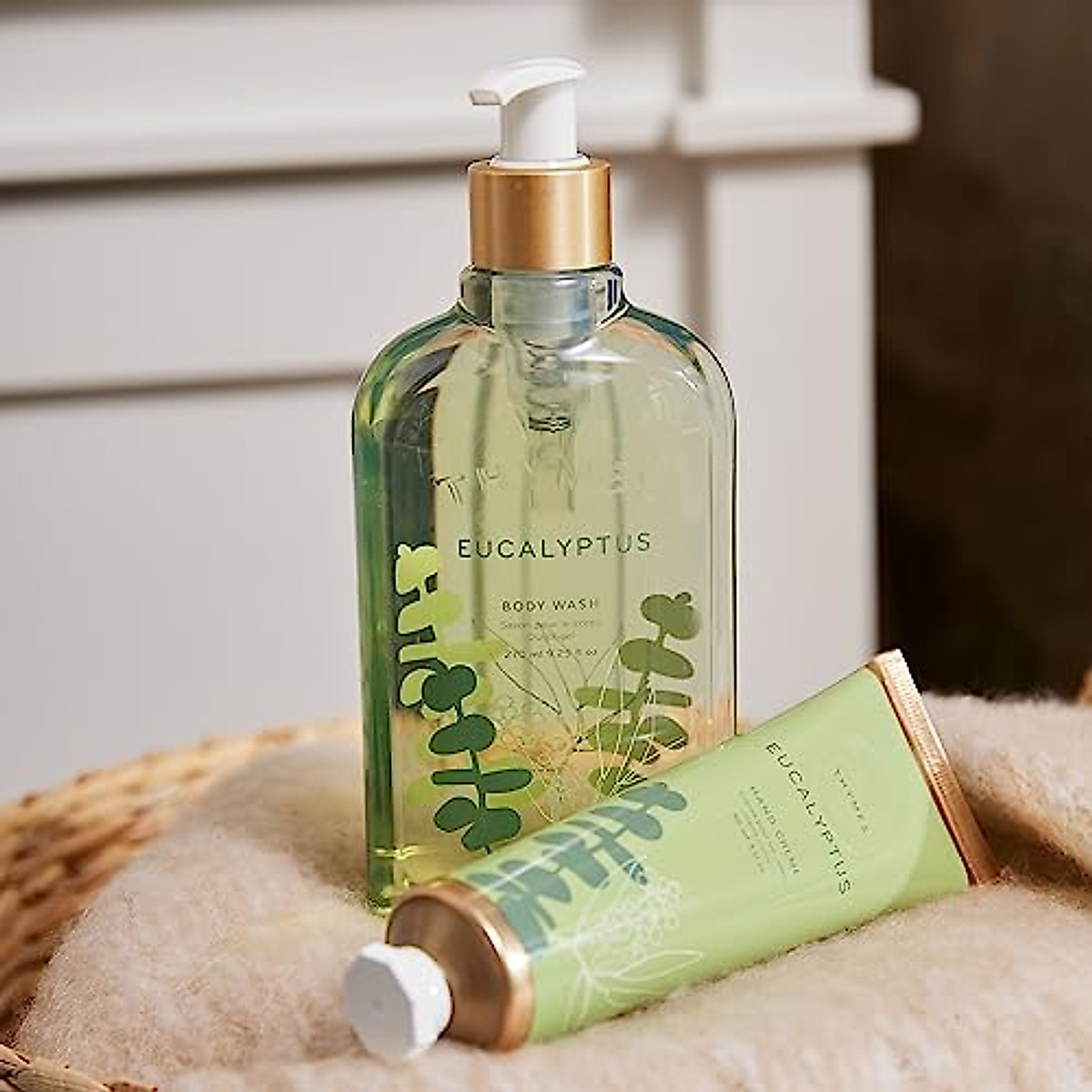 Thymes - Eucalyptus Body Wash - Luxury Shower Gel for Men & Women - 9.25 oz