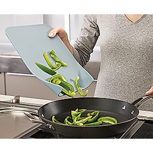 Joseph Joseph Nest Chop Set of Nesting Plastic Cutting Boards 13.25-inch x 10-inch Chopping Board Kitchen Prep Mat with Curved Edges 3-piece.