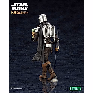 Kotobukiya Star Wars: The Mandalorian & Grogu with Beskar Staff ARTFX+ Statue, Multicolor