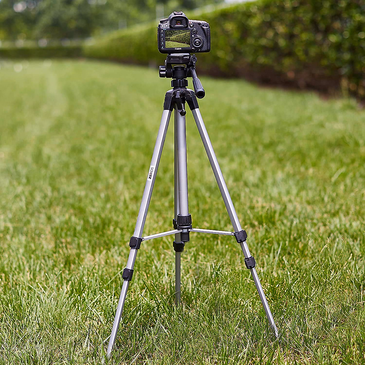 Zeikos 50" Inch Aluminum Camera Tripod, Lightweight with Bubble Level Indicator + Free MiracleFiber Microfiber Cleaning Cloth and Carrying Bag