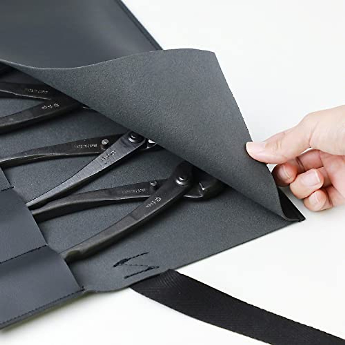 Wazakura Made in Japan Bonsai Tool Case in Polyurethane Leather, Japanese Garden Tool Kit Roll Storage Bag - Black PU Leather