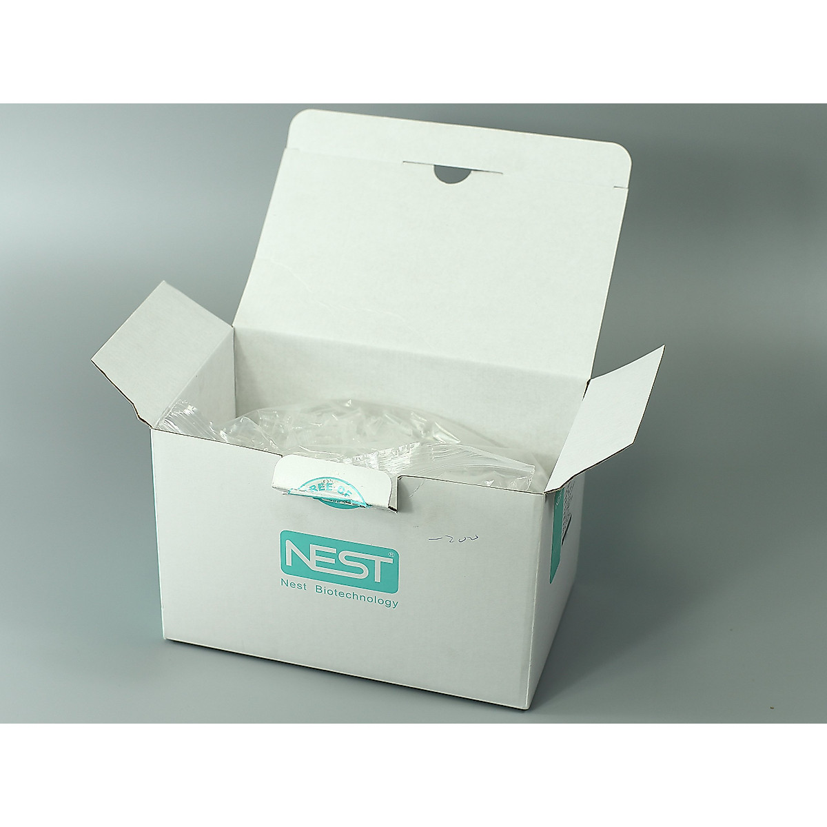 NEST Scientific 605601 Polypropylene Microcentrifuge Tube, Sterile, Conical, Lock Cap, 0.6 mL, Clear, 50 per Bag, 750 per Pack, 7500 per Case (Pack of 7500)