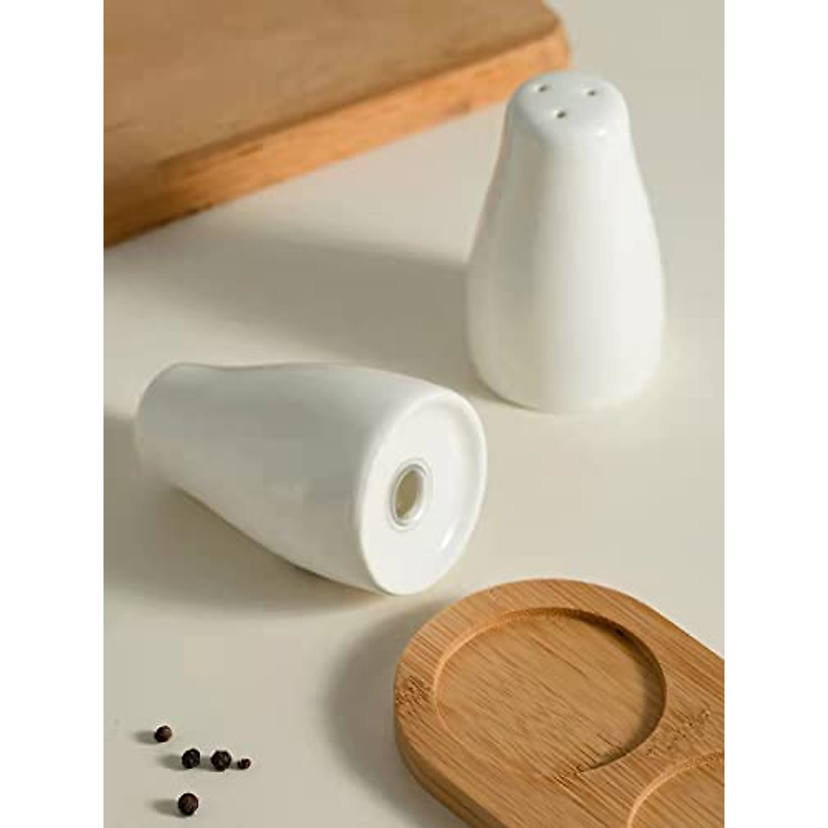 Salt and Pepper Shakers Set with a Bamboo Tray Ceramic Salt Shaker White Salt and Pepper Shaker Simplicity Salt and Pepper Set