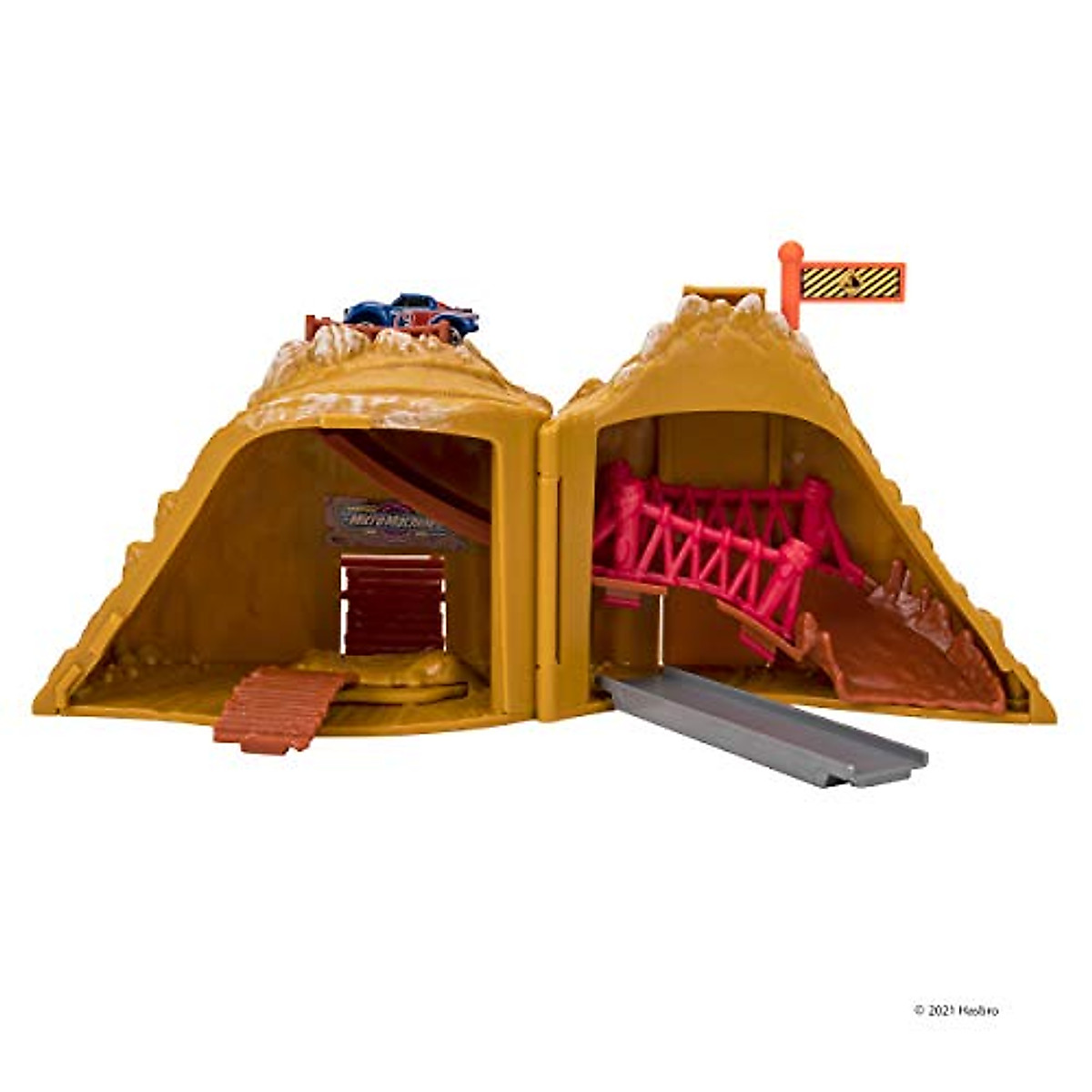 Micro Machines Micro Off-Road Adventure Expandable Playset - Features 1 Exclusive Mini-Vehicle - Collectible Themed Toy Cars – Tiny Vehicles, Huge World – Collect Them All