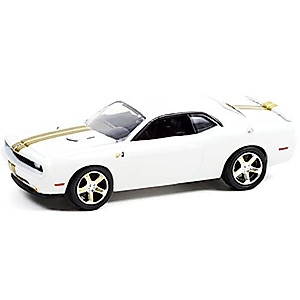 2009 Challenger R/T HEMI White with Gold Stripes Hurst Performance Edition Hobby Exclusive 1/64 Diecast Model Car by Greenlight 30306