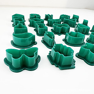 Christmas Polymer Clay Cutters kit, 25pcs Christmas Shapes Clay Earring Cutters with Earring Cards for Polymer Clay Earring Small Christmas Tree Clay Cutters for Polymer Clay Jewelry