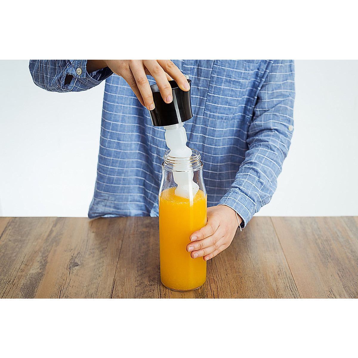 Cold Brew Coffee Maker Pitcher 1 Quart Reusable Airtight Glass Bottle Drip Proof Lid With Coffee Mesh Filter For Homemade Coldbrew And Iced Coffee And Tea Infuser Plus Ice Tube By Perlli