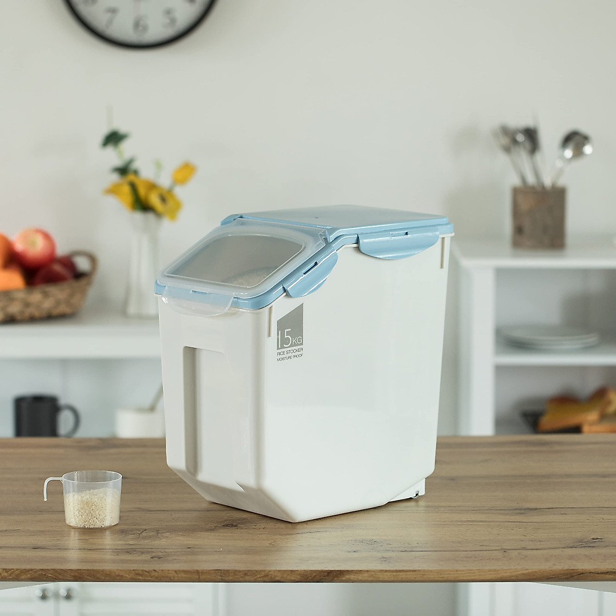 Basicwise Set of 2 White Plastic Storage Food Holder Containers, with a Measuring Cup and Wheels,Large (QI004138L.2)