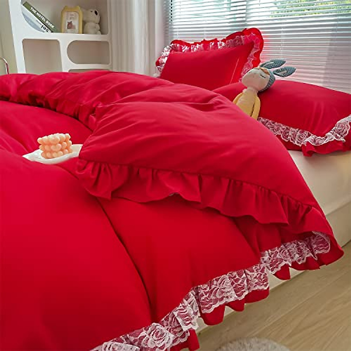 MOOWOO Chic Ruffle Lace Polyester Duvet Cover Set -Girl Red Bedding-3 Piece Full Duvet Cover with Zipper Closure -Ultra Soft and Light Weight (Red, Full Size)