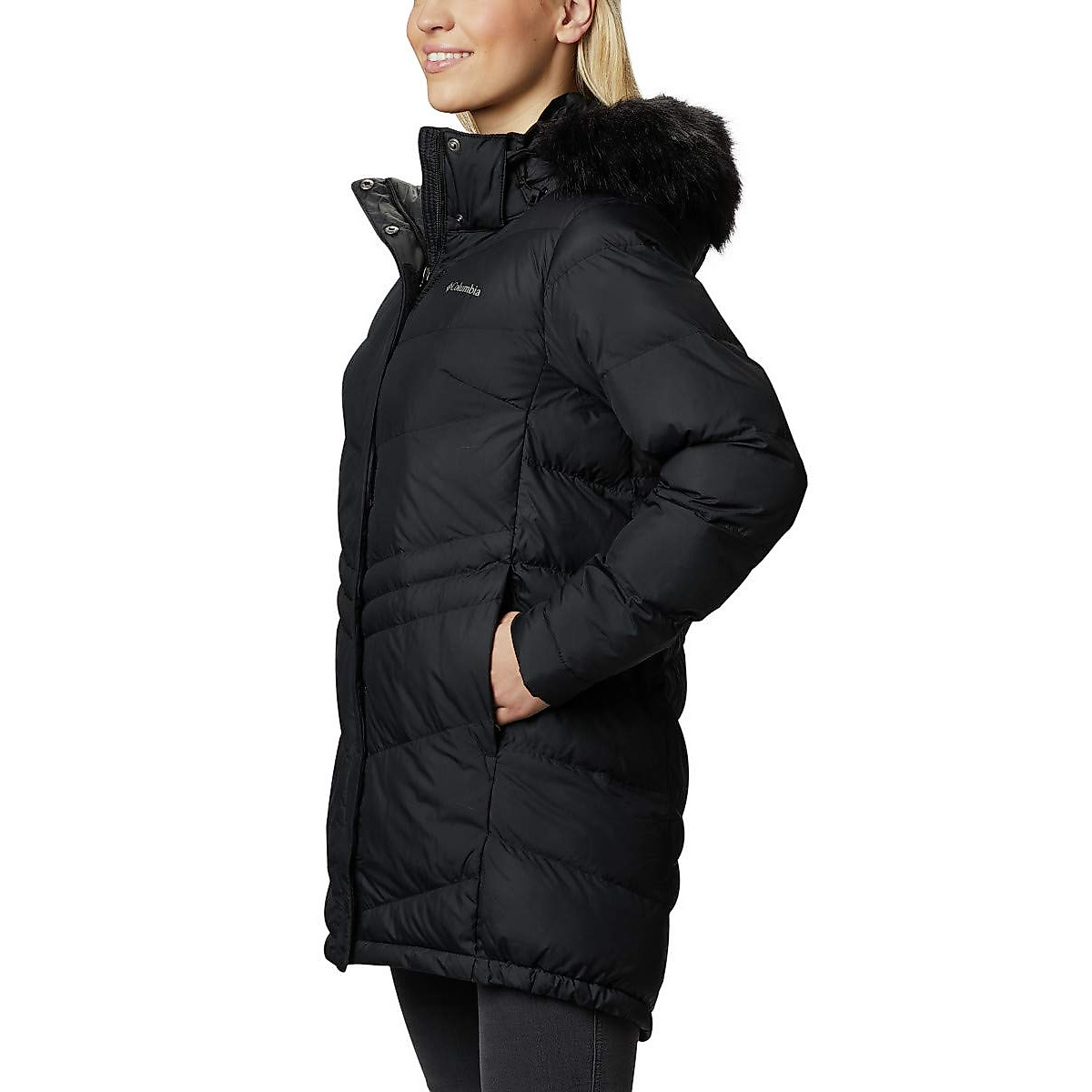 Columbia Women's Peak to Park Mid Insulated Jacket, Black, X-Small