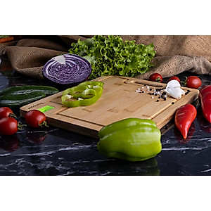 Bambum Livada - Bamboo Cutting Board with Built-In Knife Sharpener, Cutting Board with Juice Groove and Handle