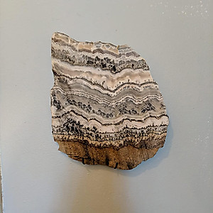 2 Pack Adjustable Plate Hangers,Wall Mount Plate Display Stands Holders, Black Metal Display Rack for Bowls, Platters, Decorative Plates, and Artwork - Hardware Included - No Plates