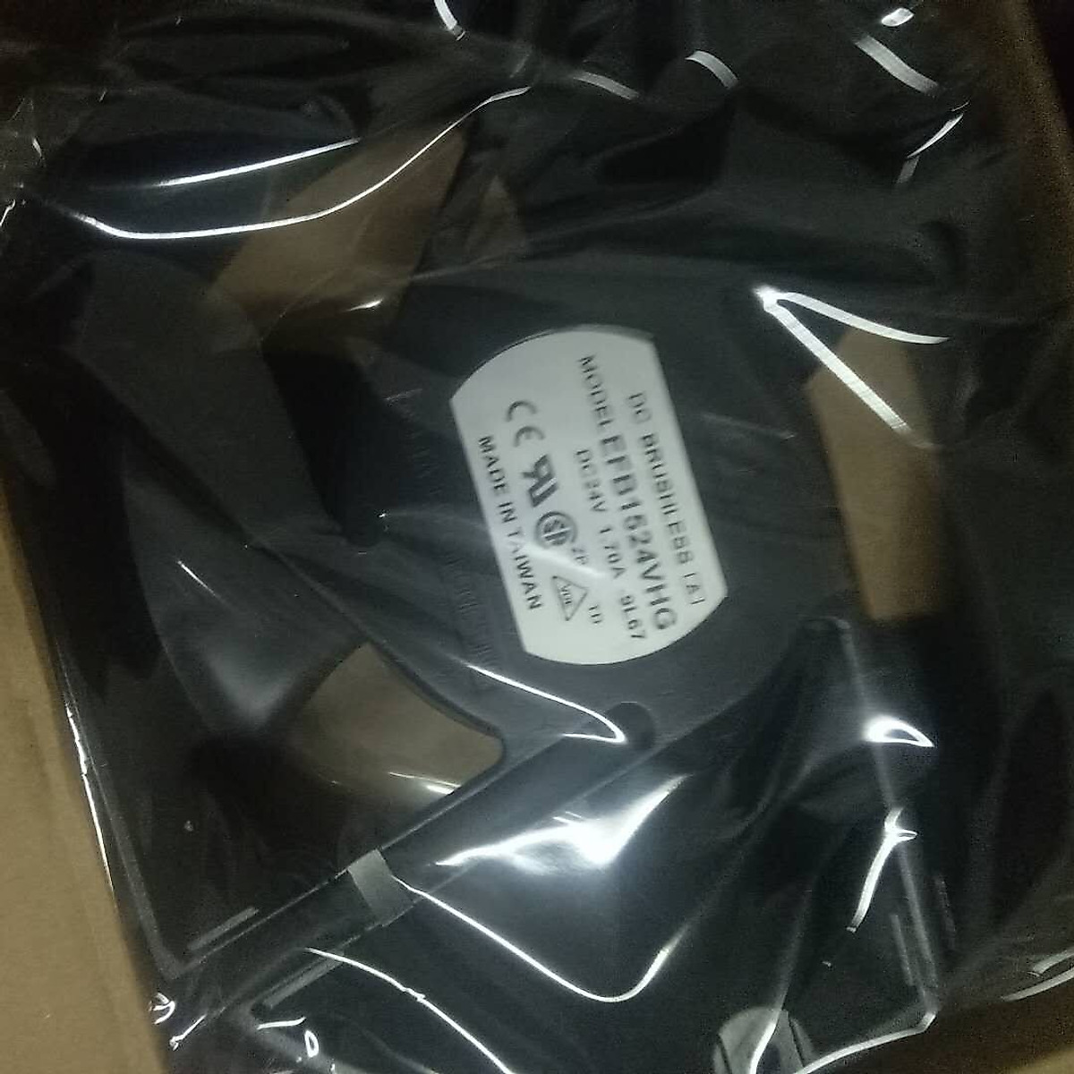 17CM 17050 24V 1.70A FAN EFB1524VHG 24V 3WIRE/4wire / 2wire