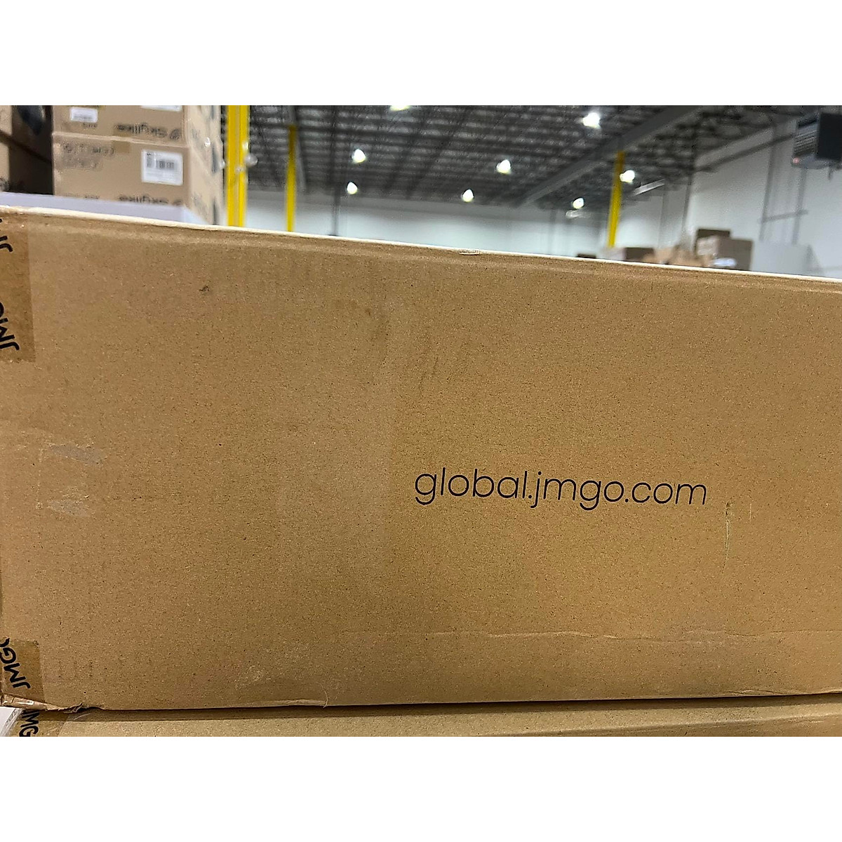 JMGO O1 Pro 1080P FHD Ultra Short Throw Projector,1500ANSI Lumens, 4K Supported Movie Projector with Dynaudio Speakers, Smart DLP Projector, Auto Focus & Keystone Correction, Home Theater Projector