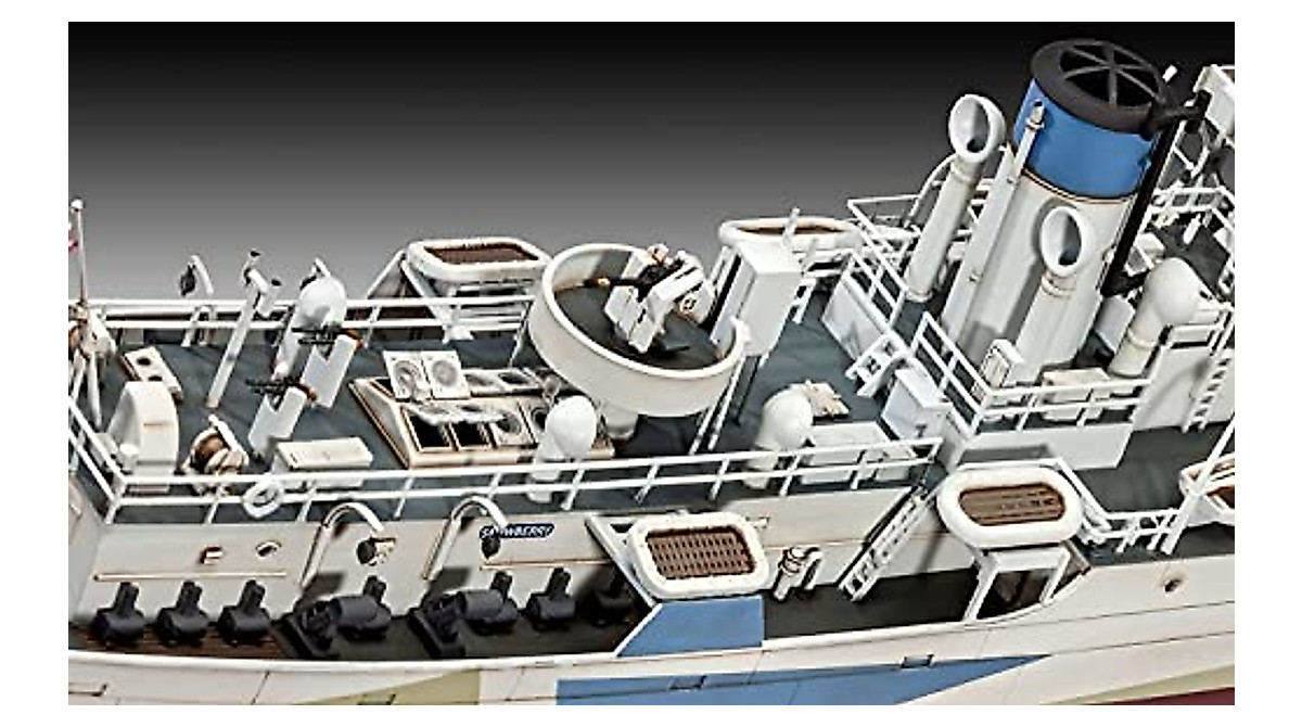 Revell 51 cm HMCS Snowberry Model Kit for Kids