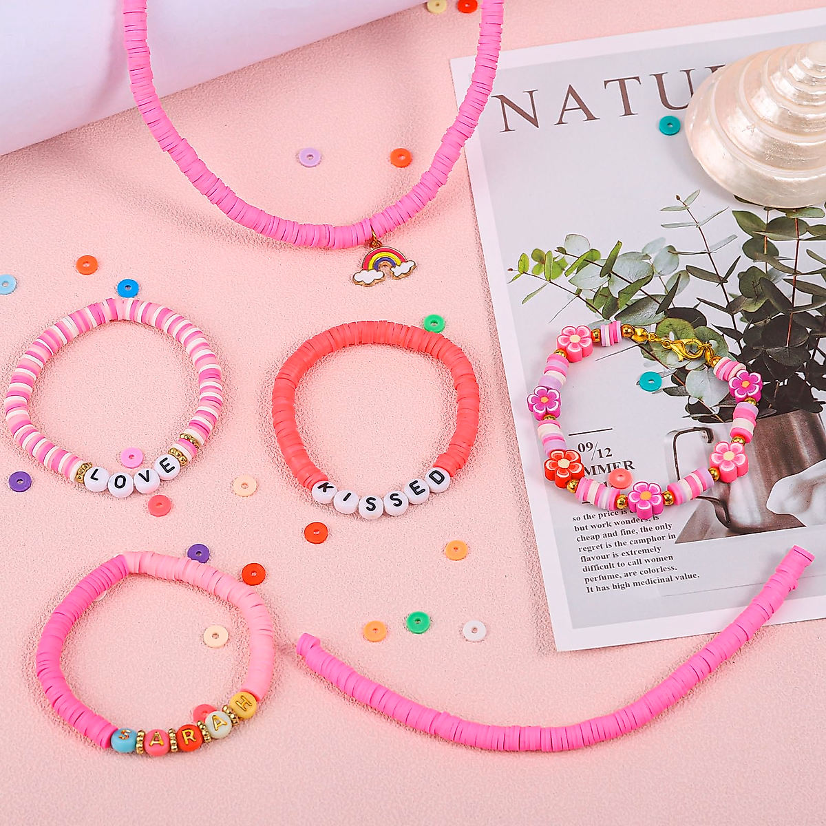 JMUQ 28 Strands Clay Beads Bracelet Making Kit, 28 Colors Friendship Preppy Flat Polymer Clay Heishi Beads for Bracelets Jewelry Making Kit, DIY Arts and Crafts Gifts