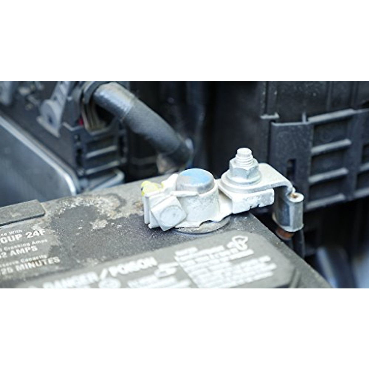 STA-BIL Rust Stopper - Protects All Common Metals, Lubricates And Penetrates, Long Lasting and Water Resistant, Stops Existing Rust and Corrosion From Spreading, 13oz (22003-6PK)