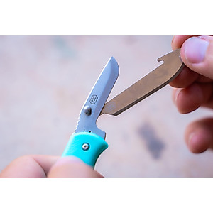 OUTDOOR EDGE Razor Mini Folding Pocket Knife | Compact 2.2" EDC Knife with RazorSafe Replaceable Blades | Perfect Small Everyday Carry | Includes 2 Replaceable Drop Point Blades | Great Gift for Women