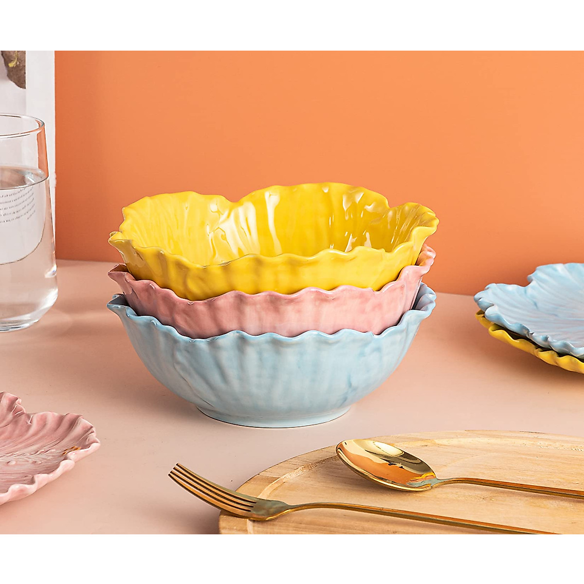 AwakingWaves Cute Handmade Ceramic Cereal Bowl with Hibiscus Designs for Fruit, Salad and Soup,Sculpted Flower-Shaped Candy Pink Bowl for Kitchen, Microwave and Dishwasher Safe, Party Decor