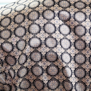 BridalAffair Men's Summer Luxurious Kimono Robe Soft Satin Bathrobe Long-Sleeve Nightgown Printed Pajamas Silver Gray, Large/X-Large