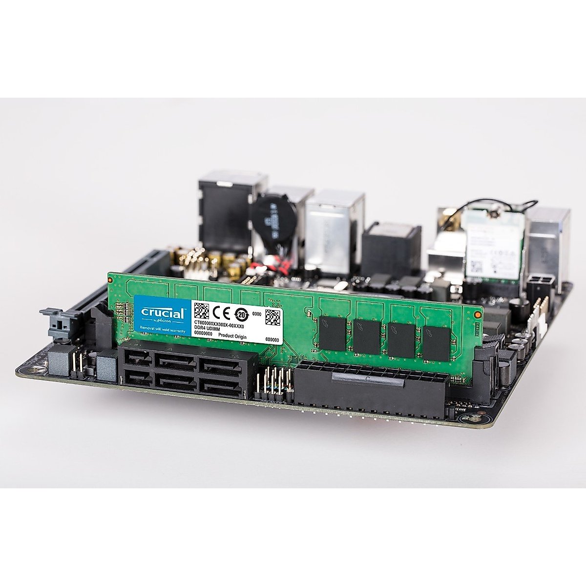 Crucial 8GB Single DDR4 2133 MT/s (PC4-17000) DR x8 Unbuffered DIMM 288-Pin Memory - CT8G4DFD8213