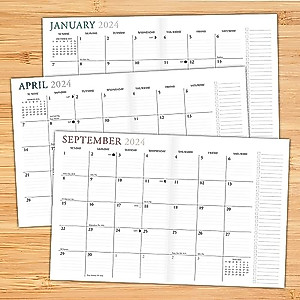 Willow Creek Press In Bloom 2024 Booklet Softcover Monthly Planner (7.5" x 9.5")
