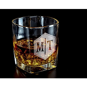 Custom Whiskey Monogram Wreathe Bourbon Rock Glasses Engraved Scotch Glass for Dad Birthday Fathers Day Gift Groomsmen Husband Wedding Gifts for Her