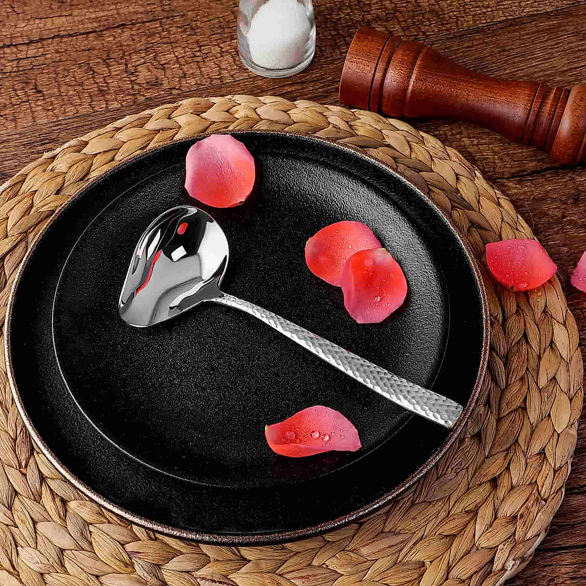 KEAWELL Louis Hammered 18/10 Stainless Steel Sauce Ladle With Pouring Spout, Great small sauce spoon for gravies and dressings, 7.4 Inch, Dishwasher Safe (2)